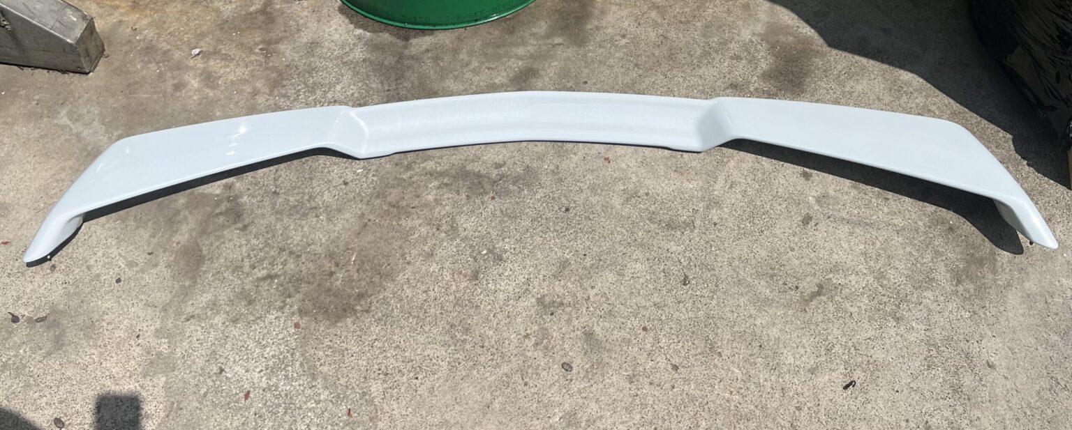 Original Corvette C8 Z51 Spoiler - Artic White - Geigercars.de GmbH